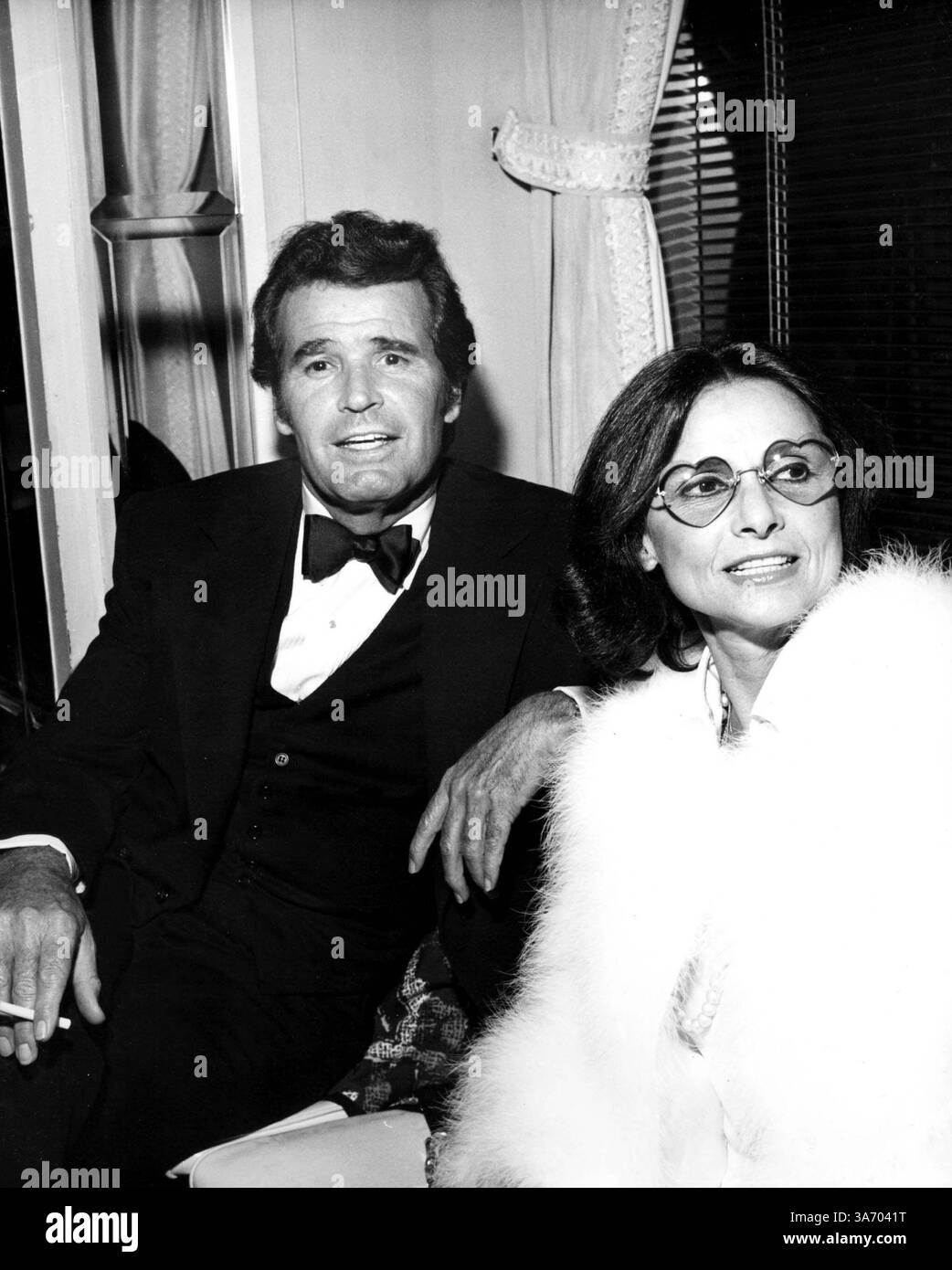 Dec. 22, 2004 - JAMES GARNER AND WIFE LOIS.1970S.©NATE CUTLER/(Credit ...