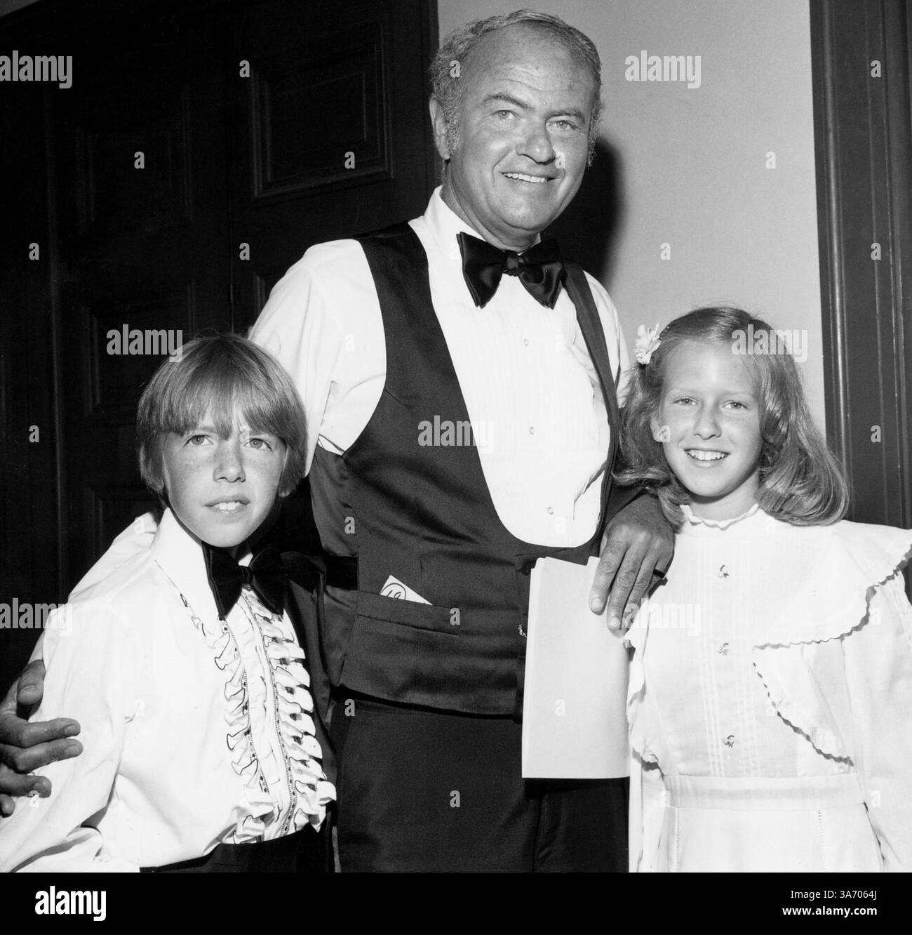 May 30, 2008 - 2606.HARVEY KORMAN WITH CHILDREN SON CHRIS AND DAUGHTER ...