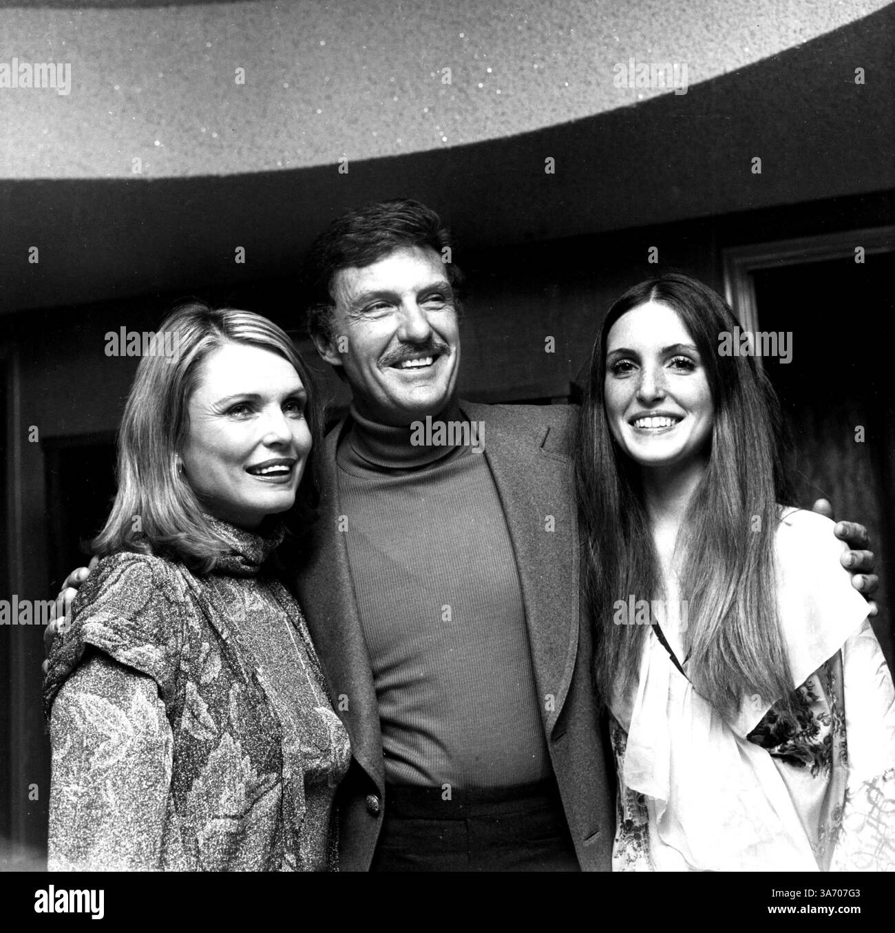 Jan. 1, 2011 - ROBERT STACK WITH WIFE ROSEMARIE AND DAUGHTER ELIZABETH ...