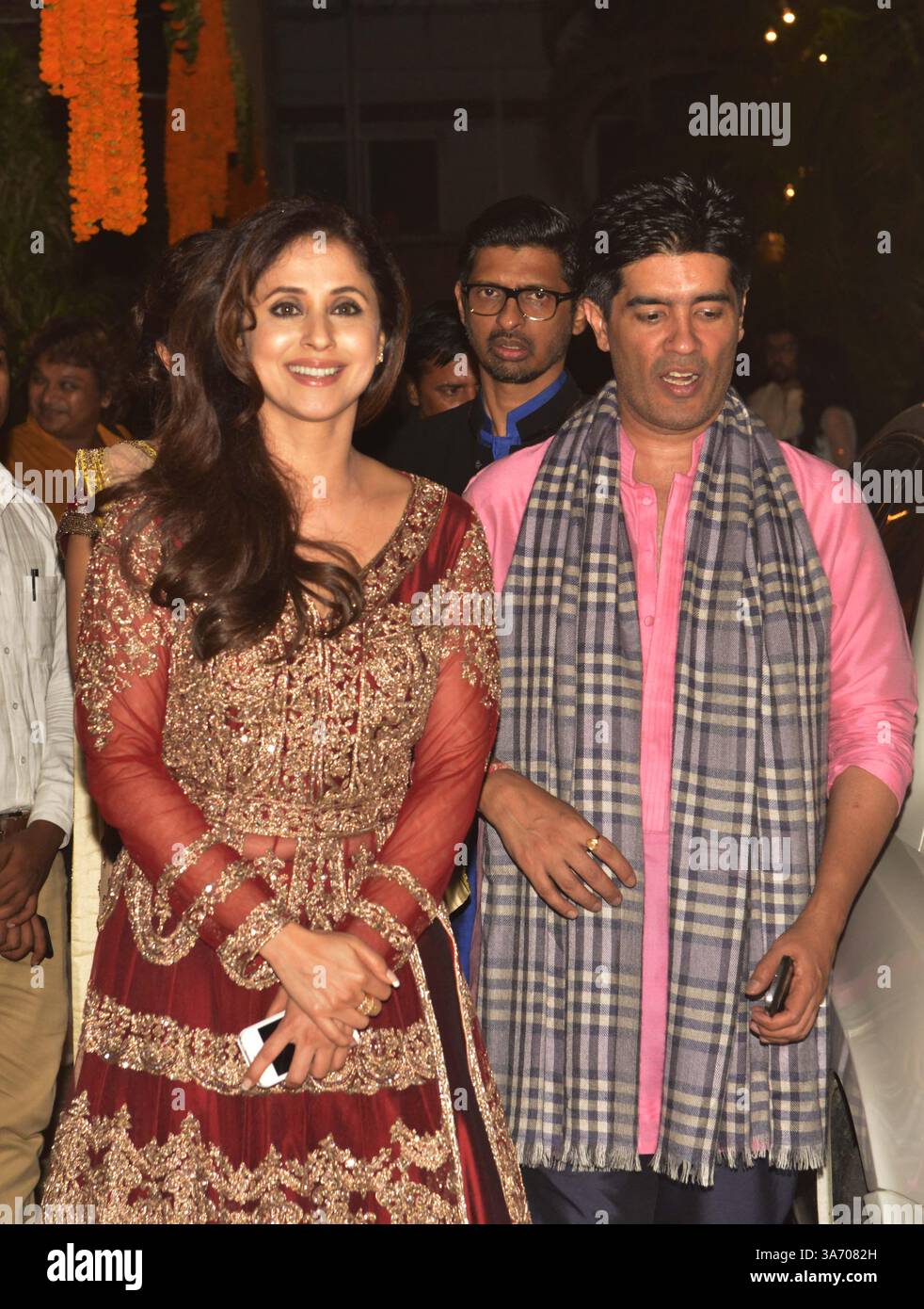 Urmila manish malhotra hi-res stock photography and images - Alamy