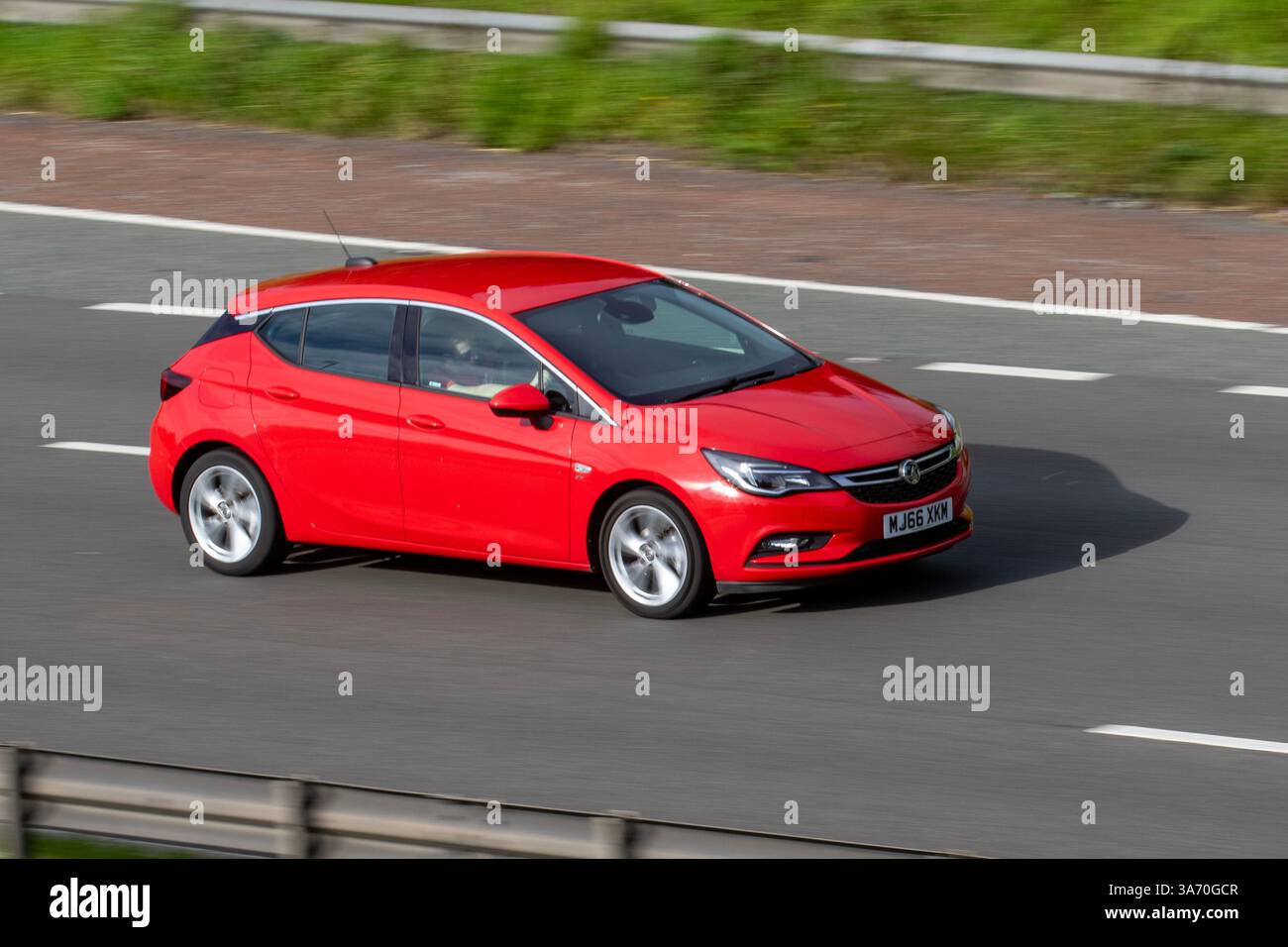 Vauxhall astra design s a hi-res stock photography and images - Alamy