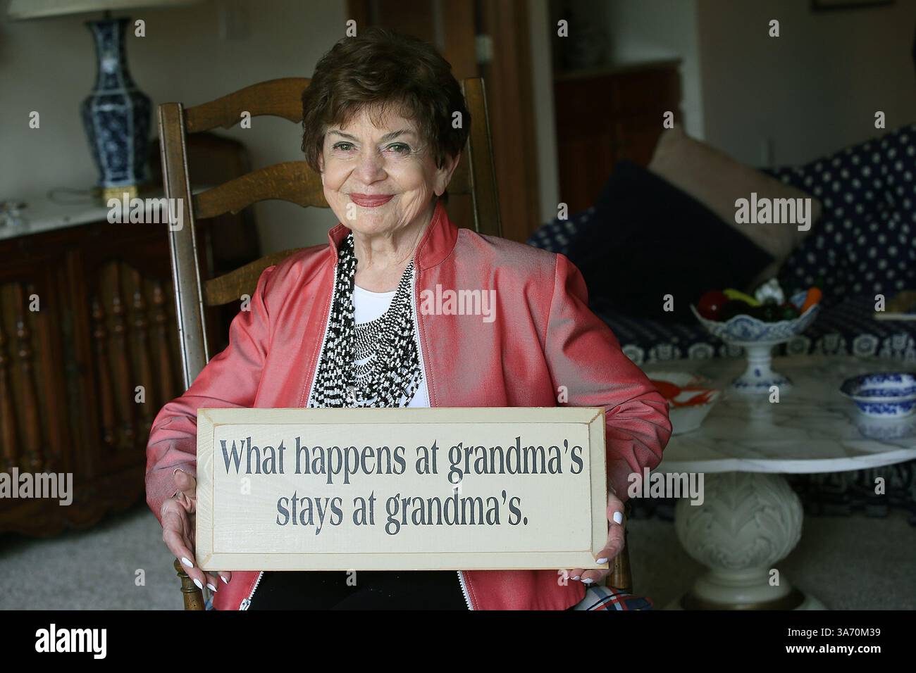 Oct. 17, 2014 - St. Louis Park, MN, USA - Gretta Freeman, 85, holds one ...