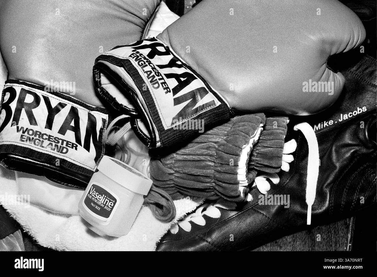 Newport's David Pearce British Heavyweight Boxing Champion after ...