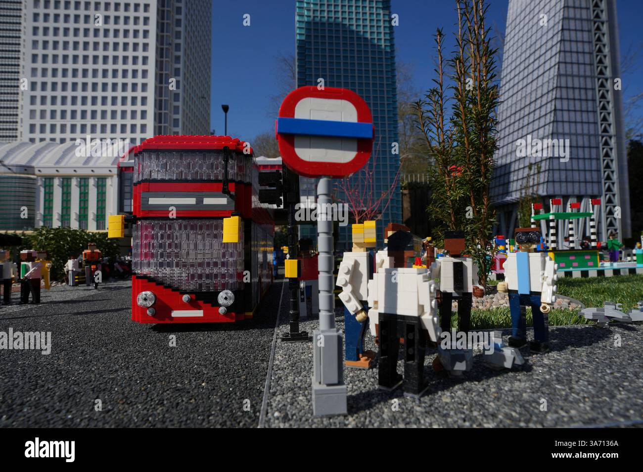 The newest attraction at Legoland features sculptures of London's ...