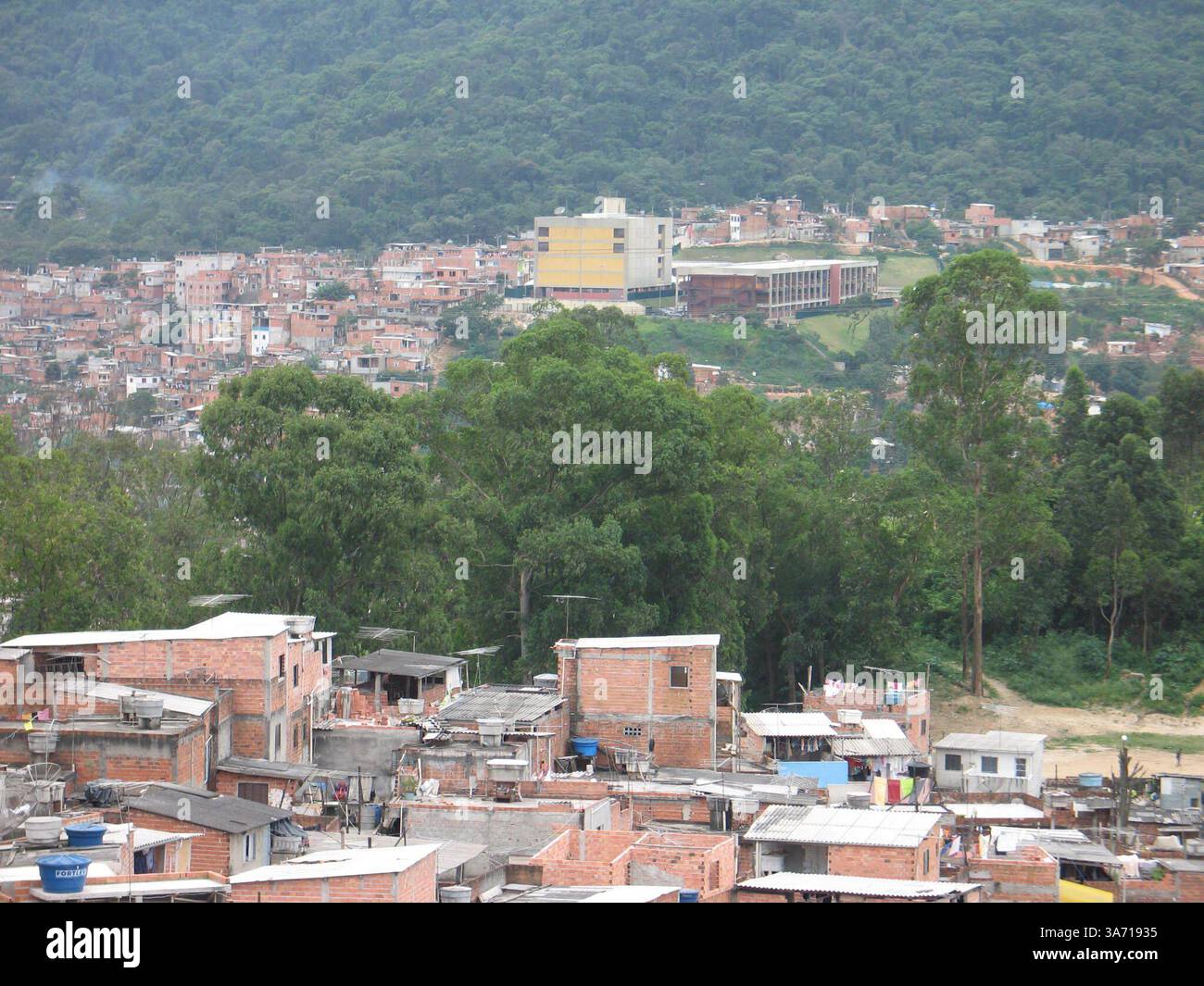 Dec. 18, 2007 - Crime rates in a slum on the outskirts of Sao Paulo ...
