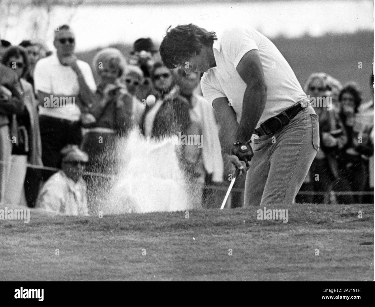 Dec. 31, 2013 - Florida, U.S. - 2/22/72 - Joe Namath shooting our of ...