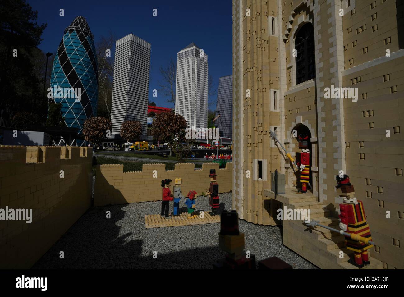 The newest attraction at Legoland features sculptures of London's ...