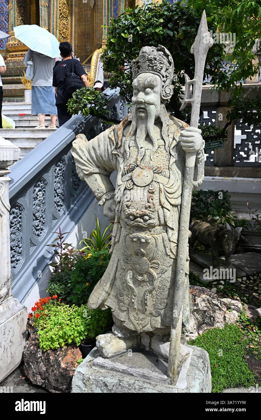 Chinese Guard statue in Wat Pho Buddhist temple, Bangkok, Thailand ...