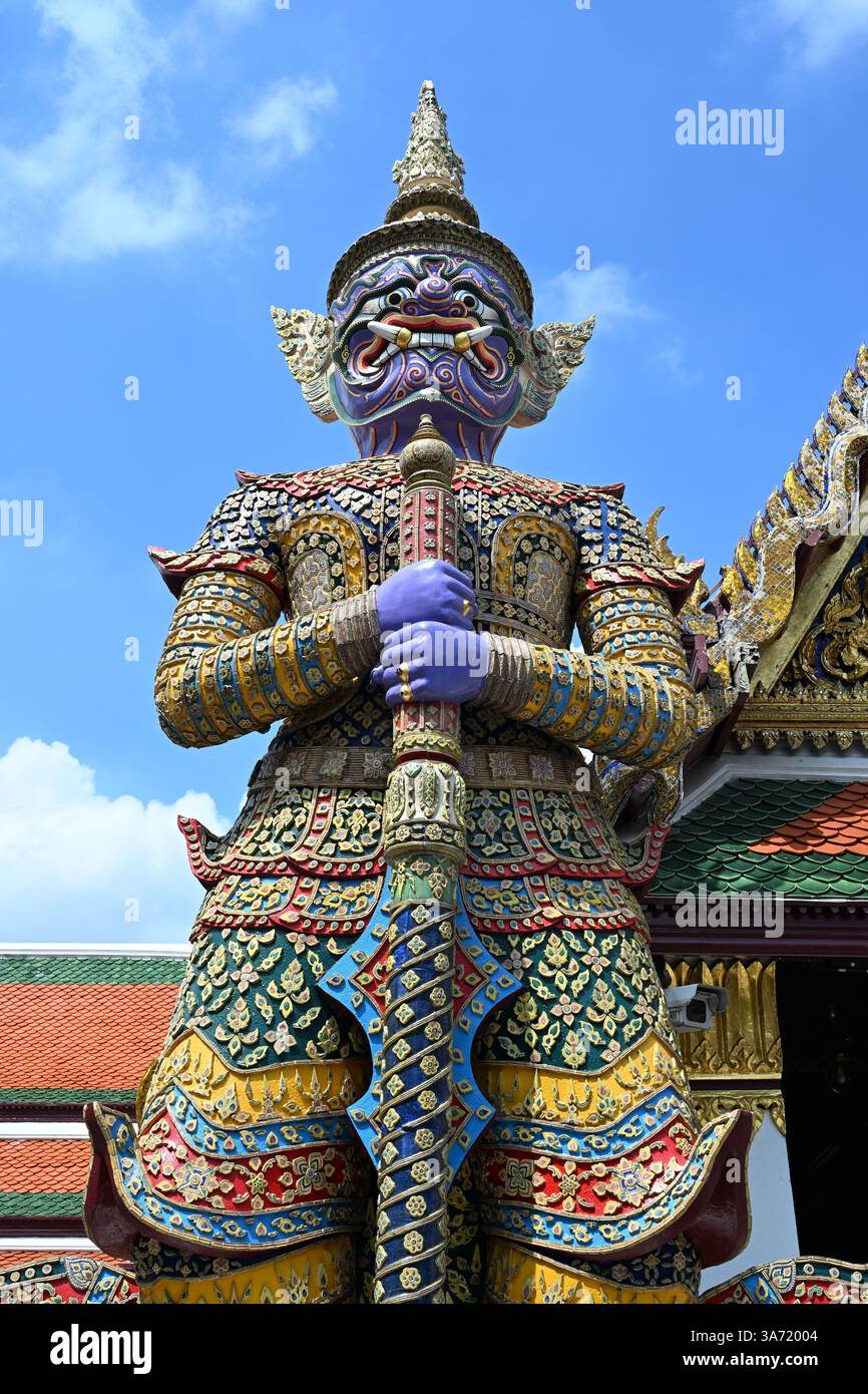 The Grand Palace Bangkok Thailand , Mythical Giant guardian yak Statue ...