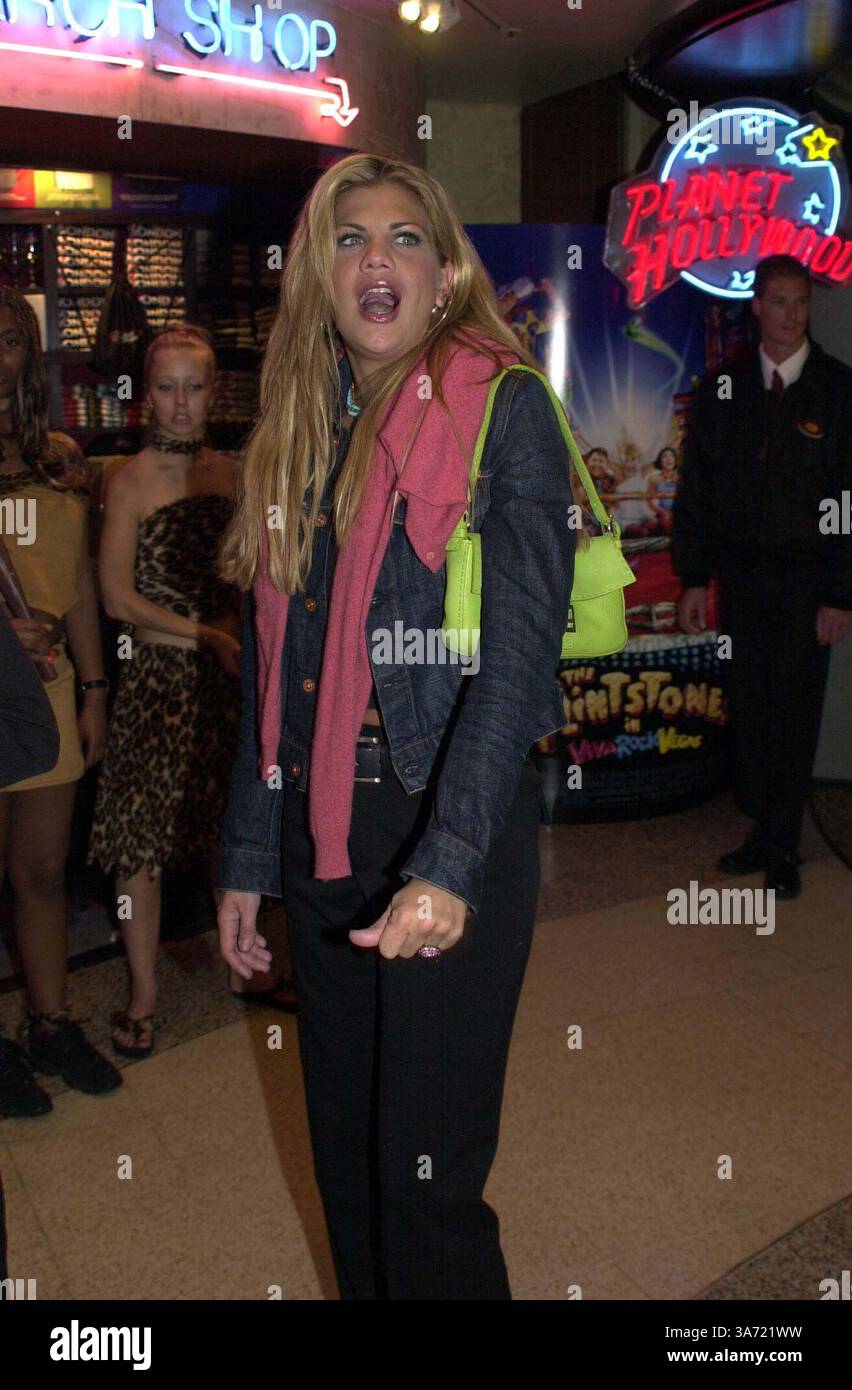 July 26, 2000 - London, Great Britain - ©DAVE BENETT ALPHA DM041546 25.07.2000.KRISTEN JOHNSTON ...