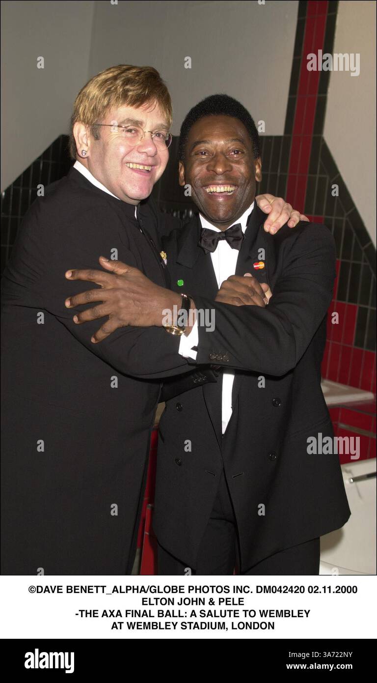 Wembley final ball pele elton hi-res stock photography and images - Alamy