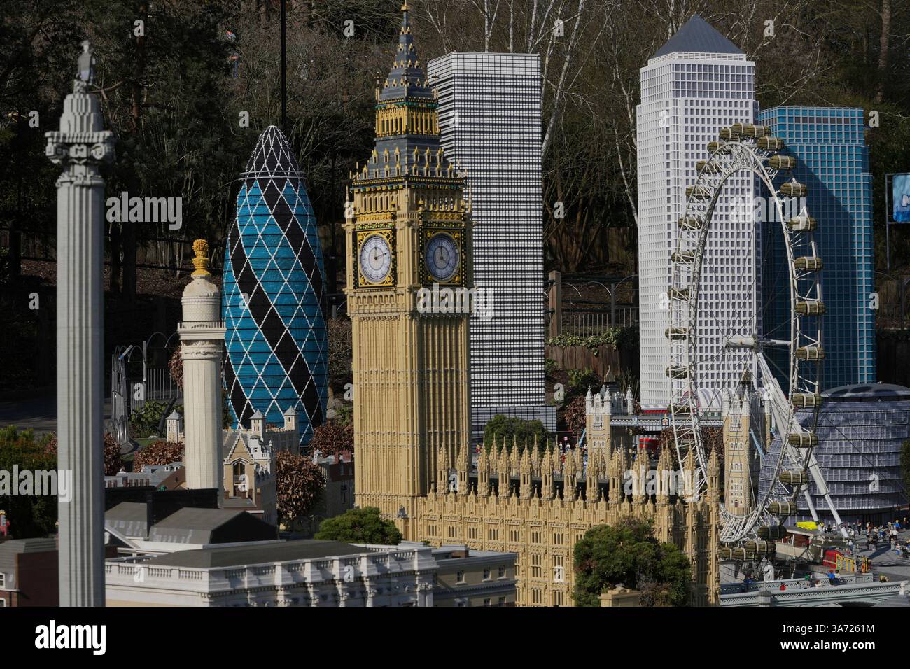 The newest attraction at Legoland features sculptures of London's ...