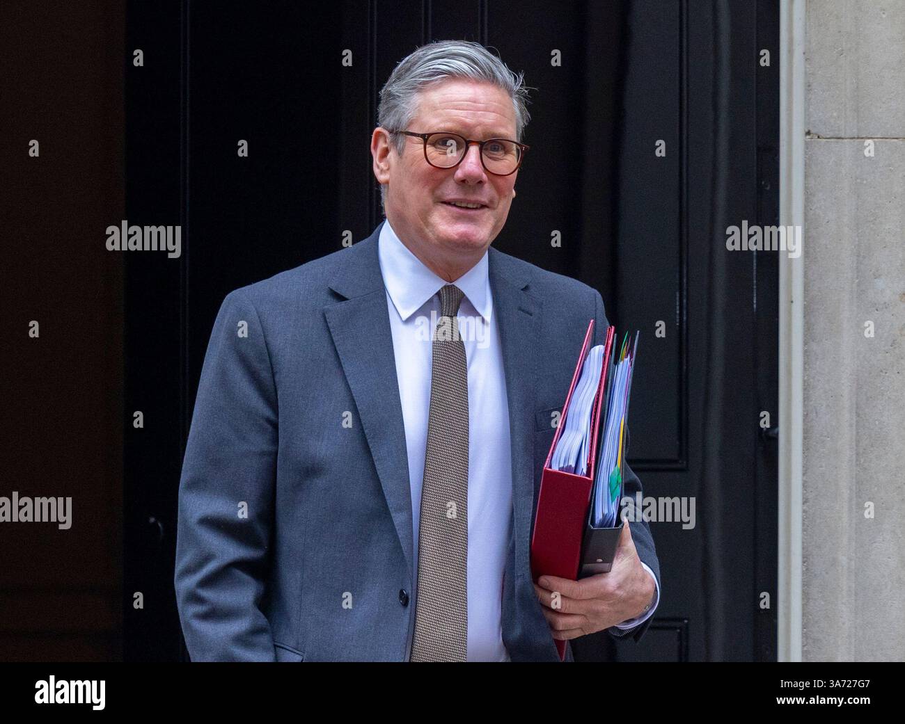 London, UK. 26th Mar, 2025. Prime Minister, Keir Starmer, leaves Number ...