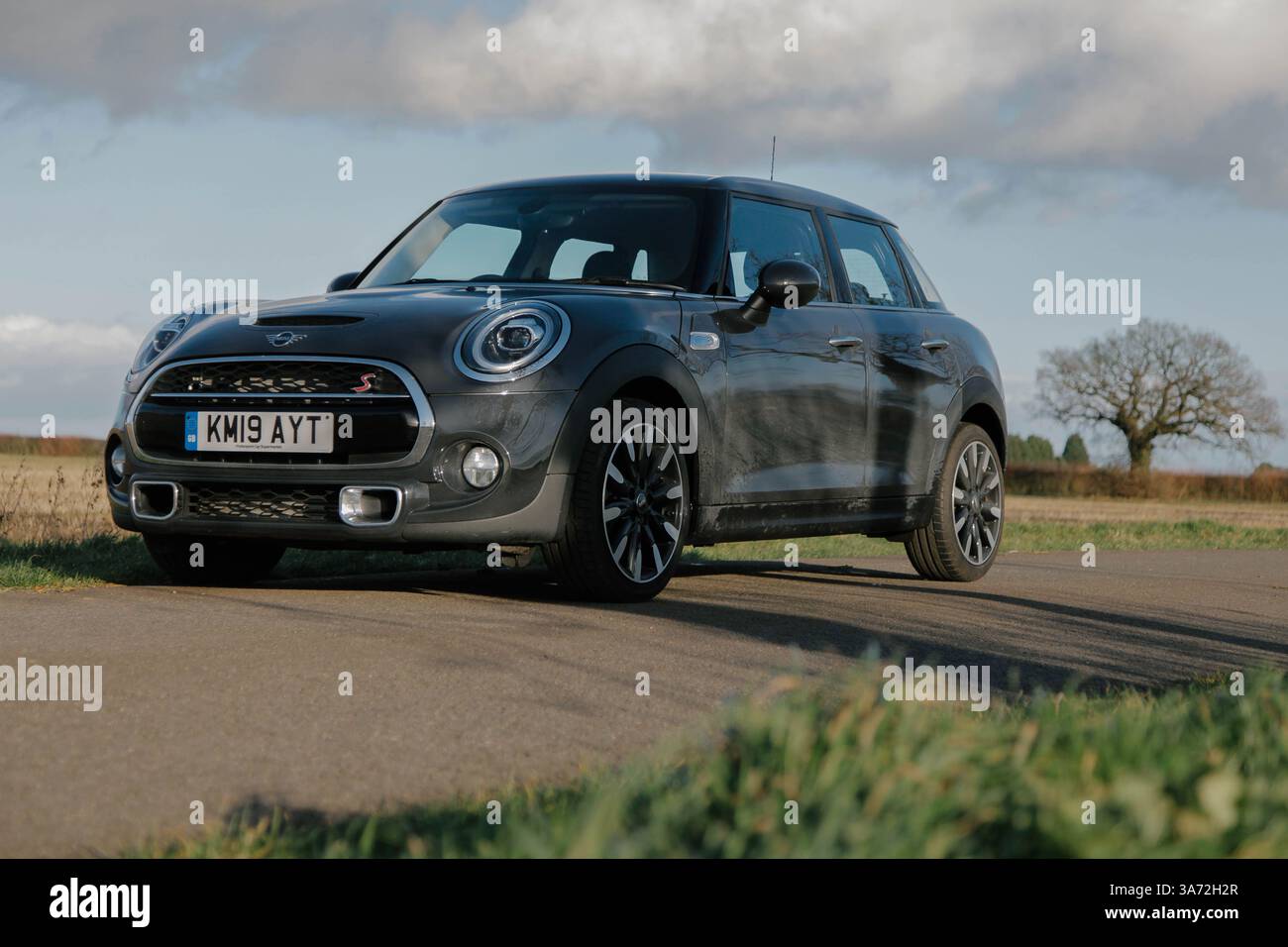 Mini Cooper S 5-Door Stock Photo - Alamy