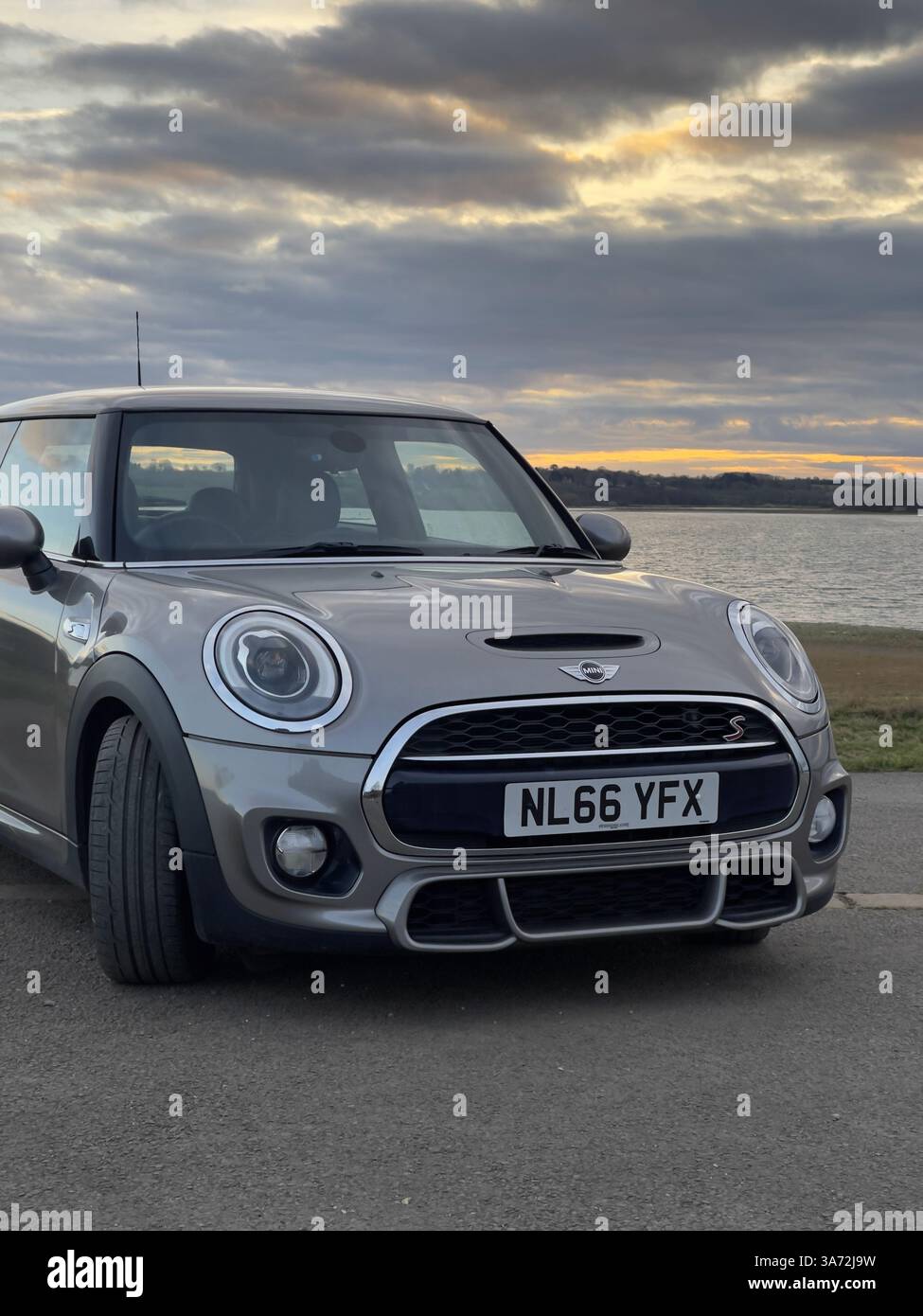 Mini Cooper S Stock Photo - Alamy