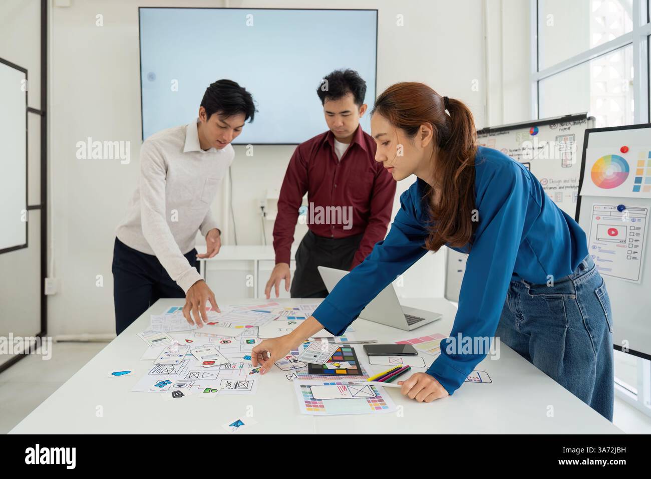 Intuitive interfaces hi-res stock photography and images - Alamy