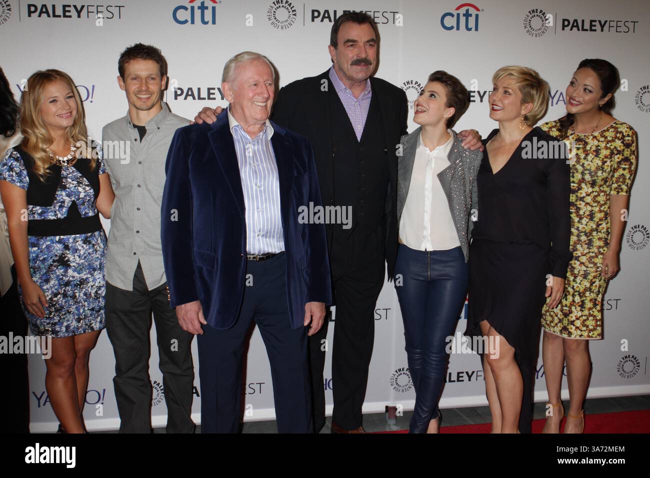 Amy carlson and sami gayle hi-res stock photography and images - Alamy