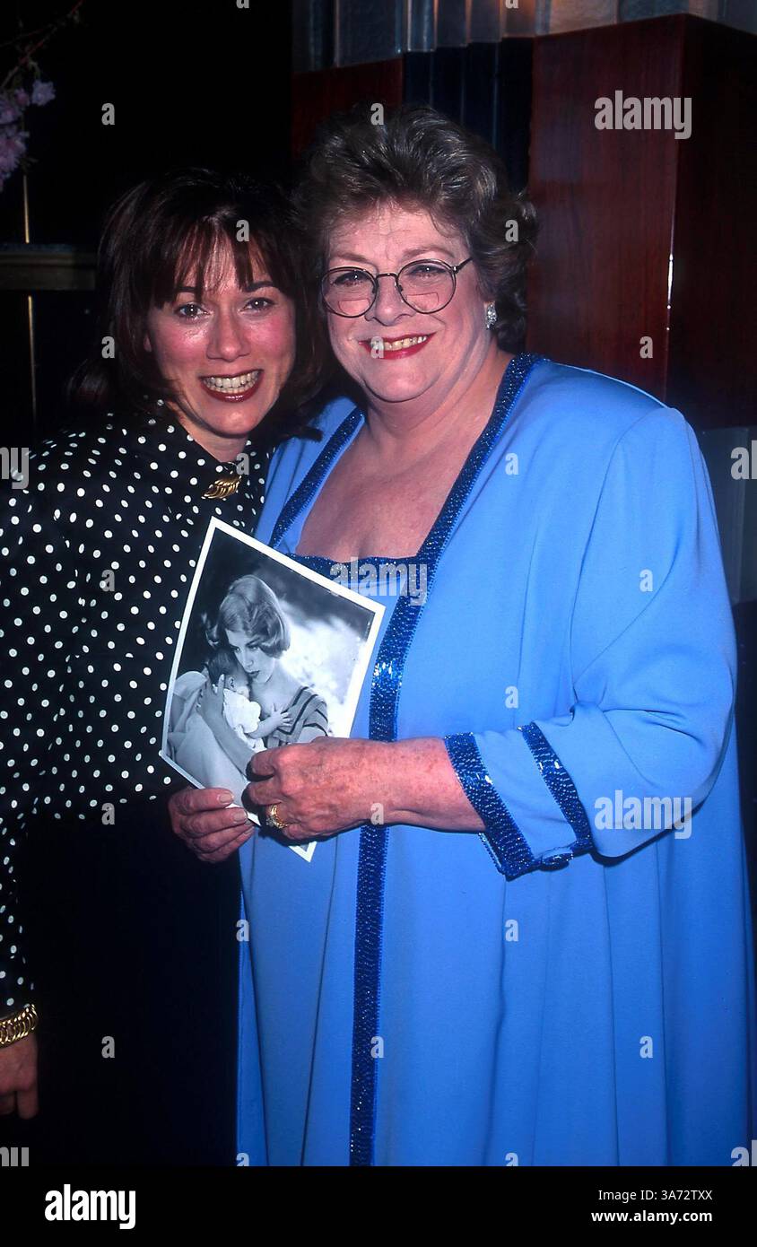 Jan. 1, 2011 - K8718HMc: 5/11/97.THE ROSEMARY CLOONEY AND DELORES HOPE ...