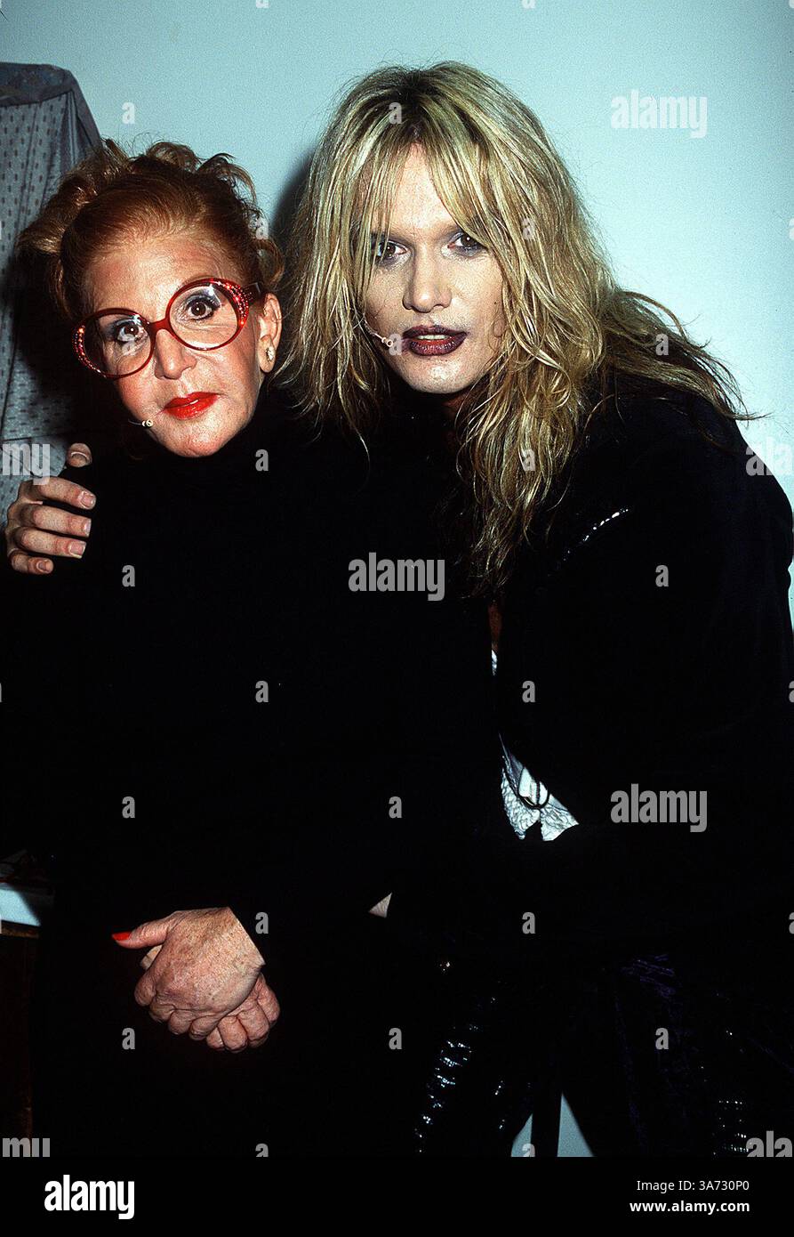 Jan. 1, 2011 - K23661HMc SALLY JESSY RAPHAEL IN BROADWAY DEBUT.IN ''THE ...