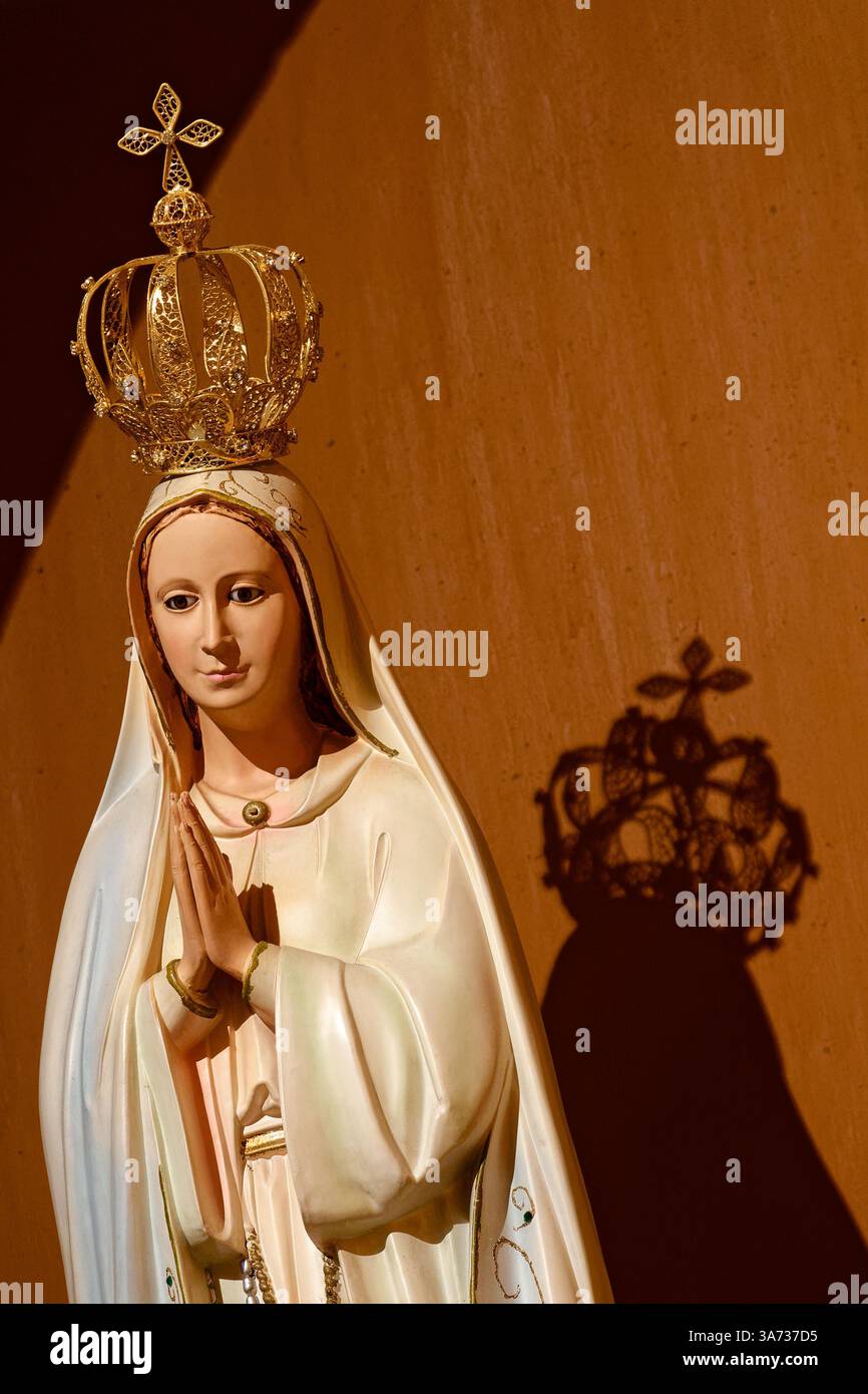 Paris, FRANCE - 09–11-2024: Statue of Virgin Mary, Our Lady of Fatima ...