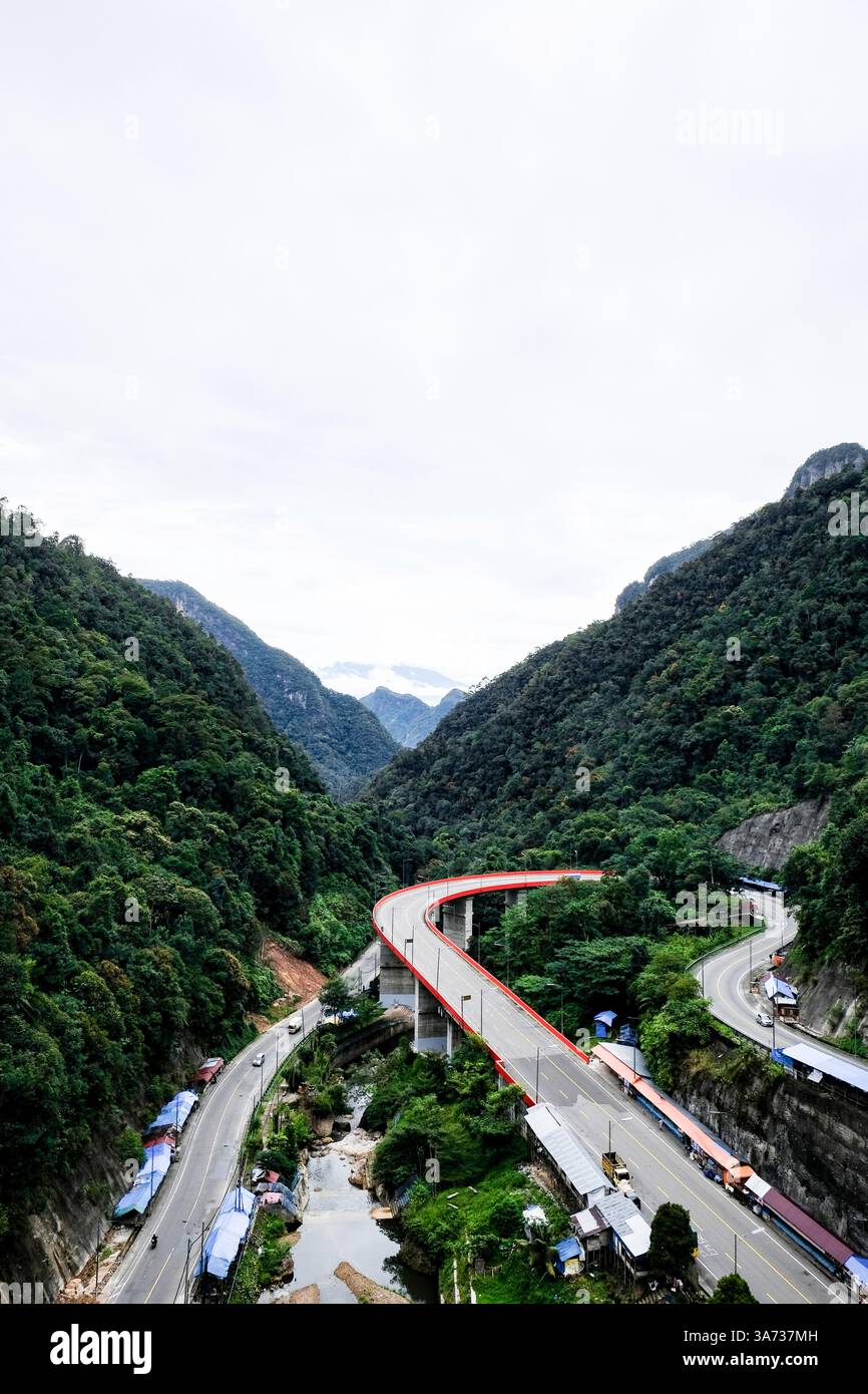 Aerial view of Kelok 9 or Kelok Sembilan, the iconic winding road in ...