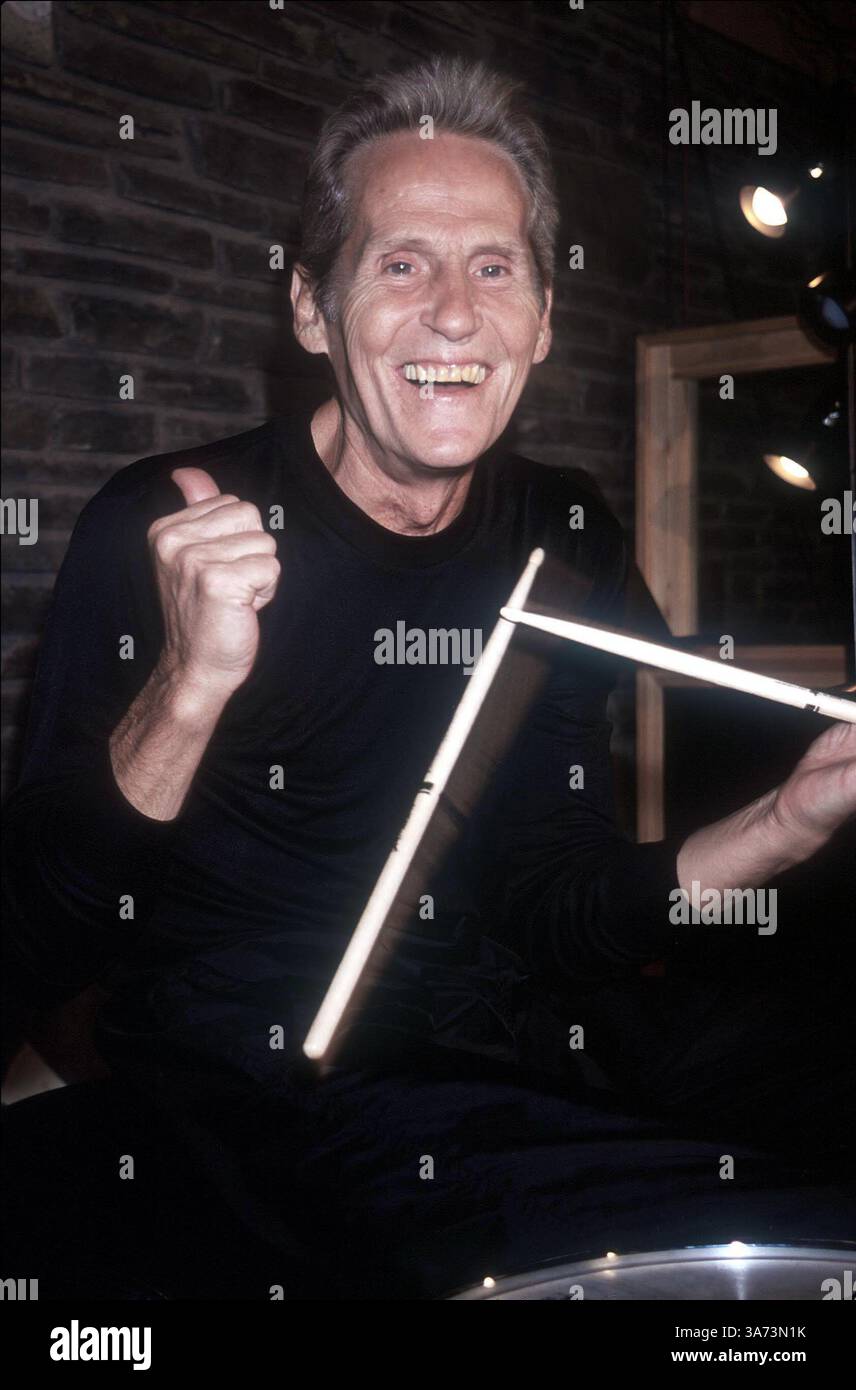 June 1995, Woodstock, New York, USA: LEVON HELM at home recording ...