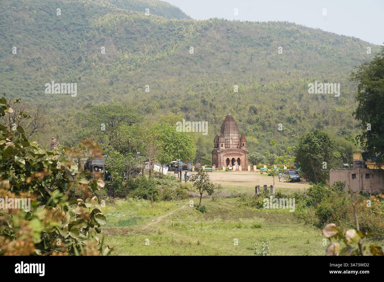 Pancharatna temple of Radha-Krishna of the Garh Panchakot site. Purulia ...