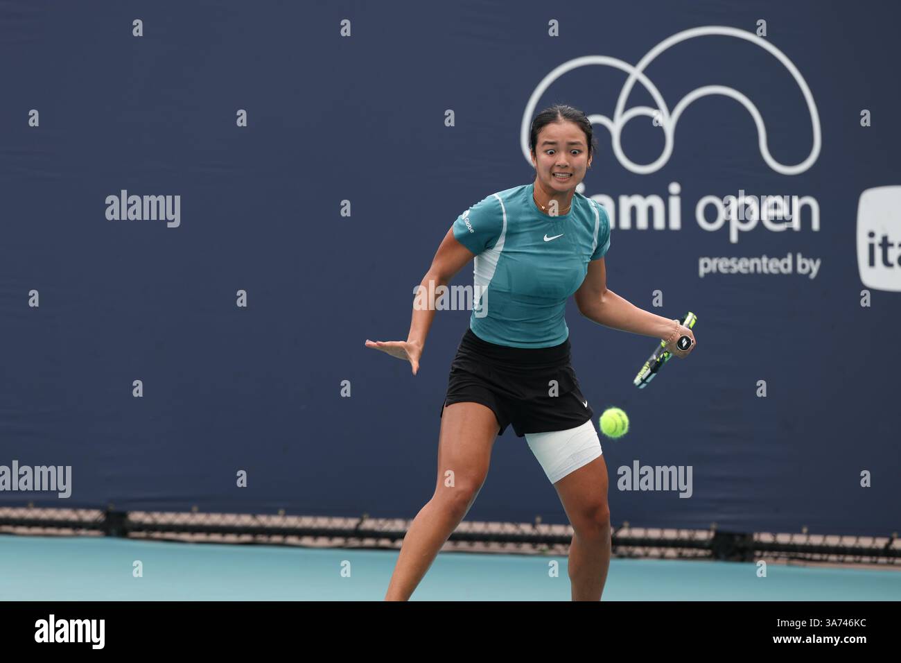 MIAMI GARDENS, FLORIDA - MARCH 25: Alexandra Eala practices during Day ...