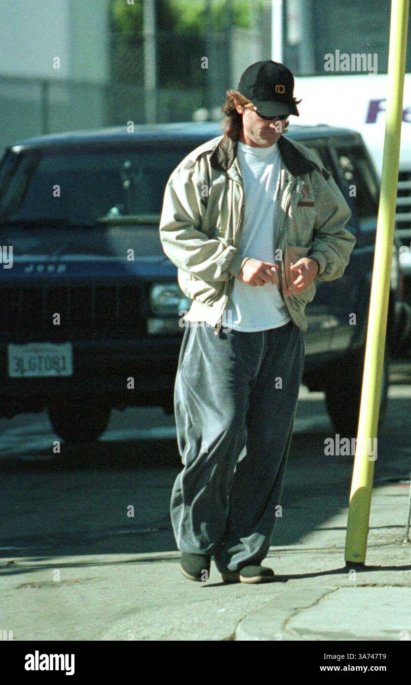 Kurt russell massage hi-res stock photography and images - Alamy