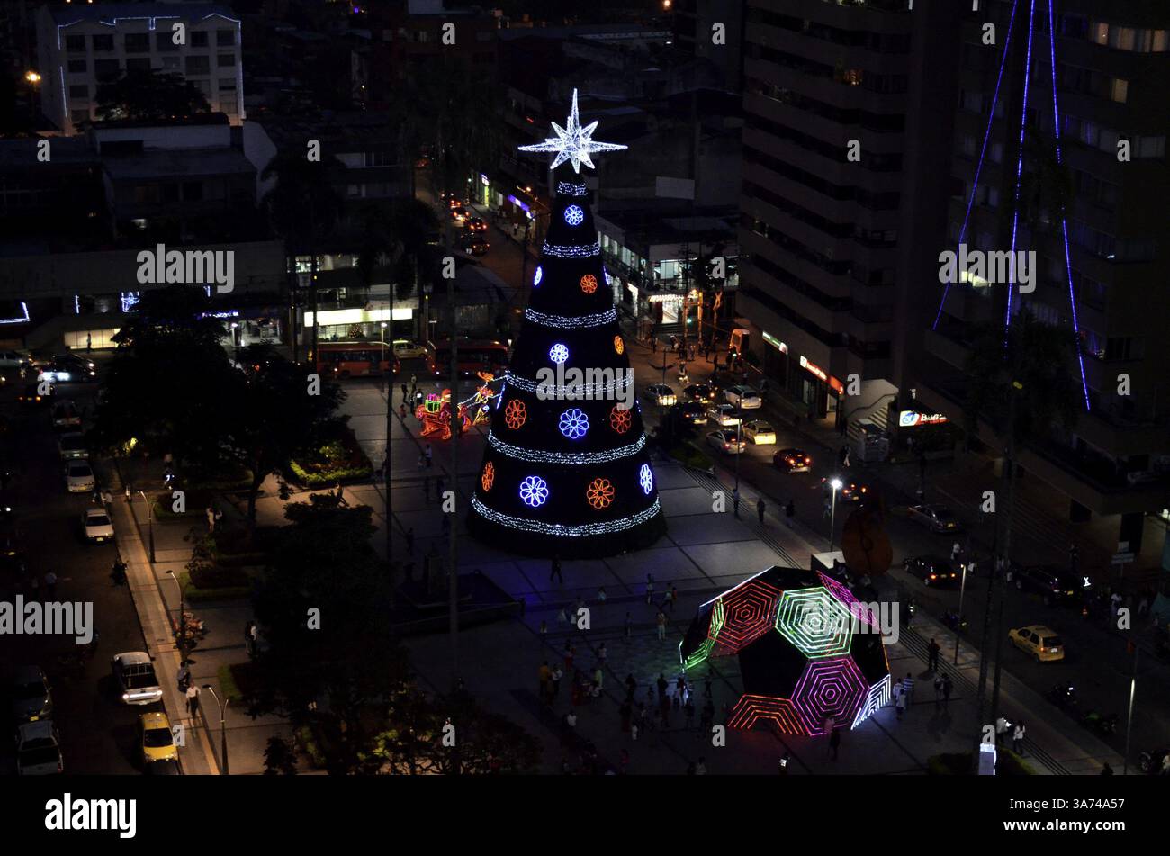 Luces y colores hi-res stock photography and images - Alamy