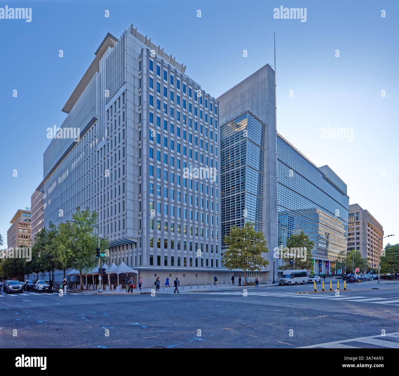 World Bank Building, 1801 Pennsylvania Avenue NW, combines five ...