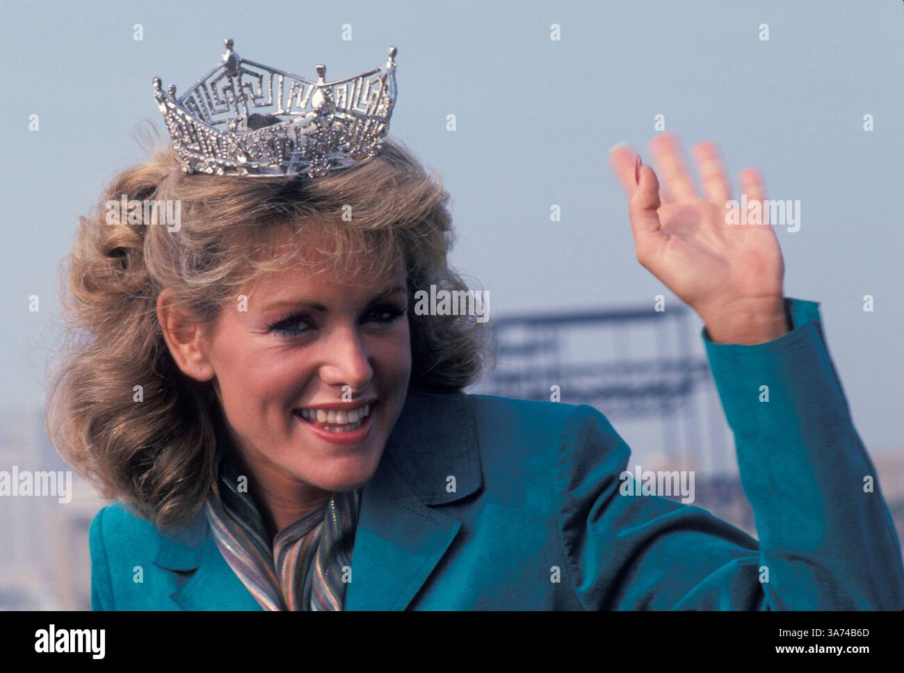 Debra maffett hi-res stock photography and images - Alamy