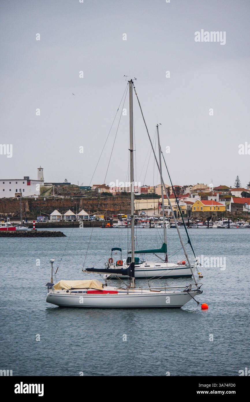 Peniche mooring on hi-res stock photography and images - Alamy