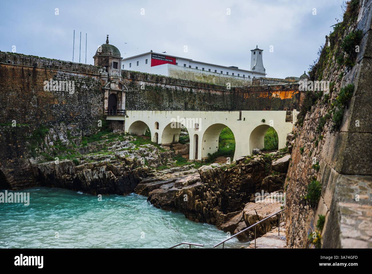 Maritime defense monument hi-res stock photography and images - Alamy