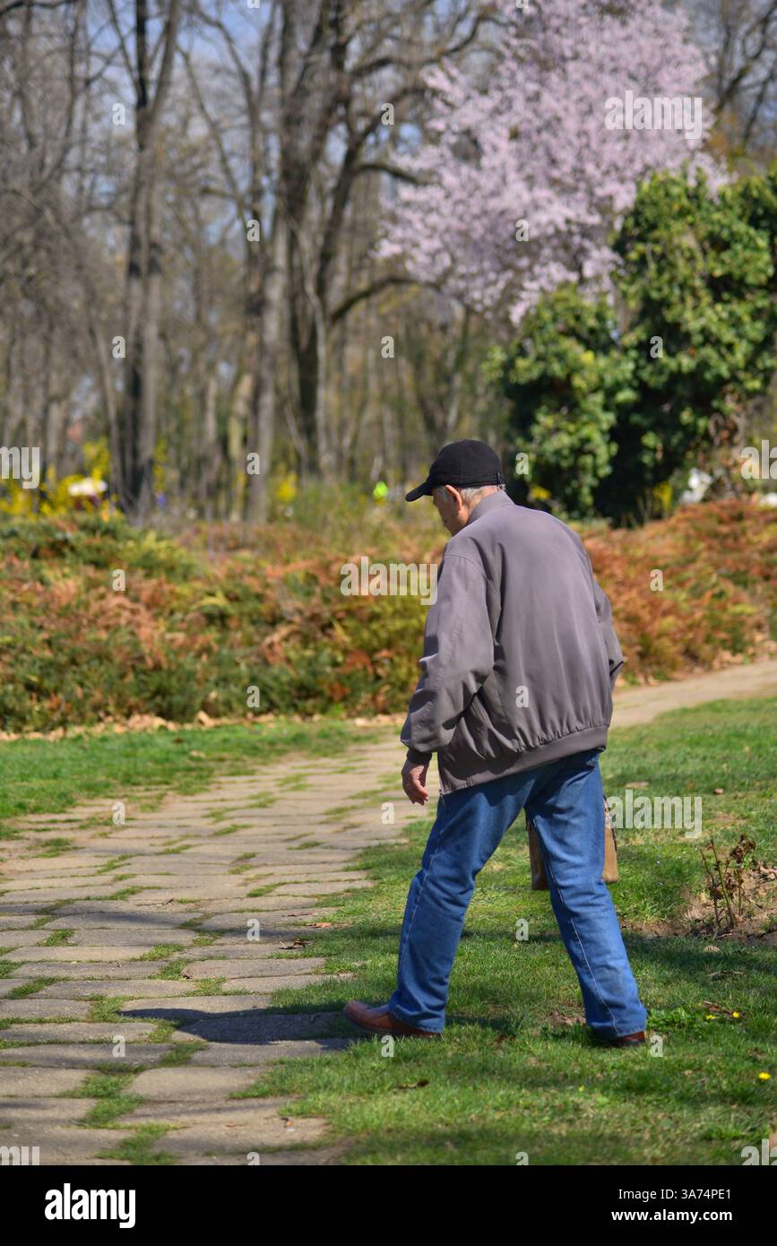Loneloness hi-res stock photography and images - Alamy