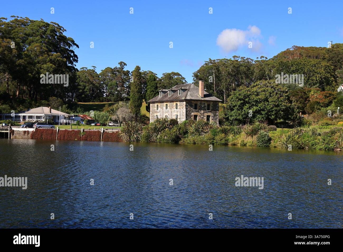 The Stone Store at Kerikeri in the Bay of Islands was built in the ...