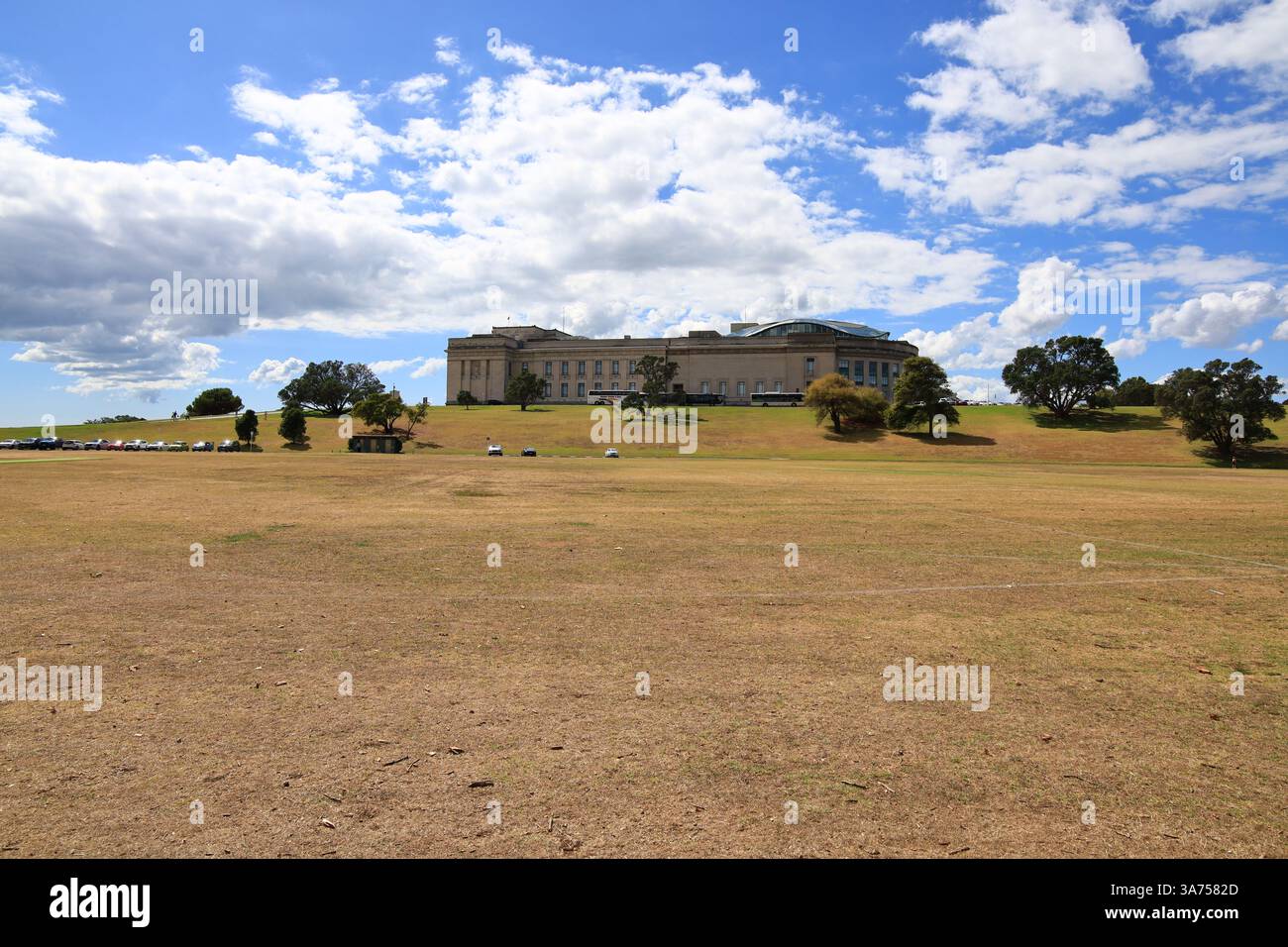 View on the the Auckland War Memorial Museum located in the Auckland ...
