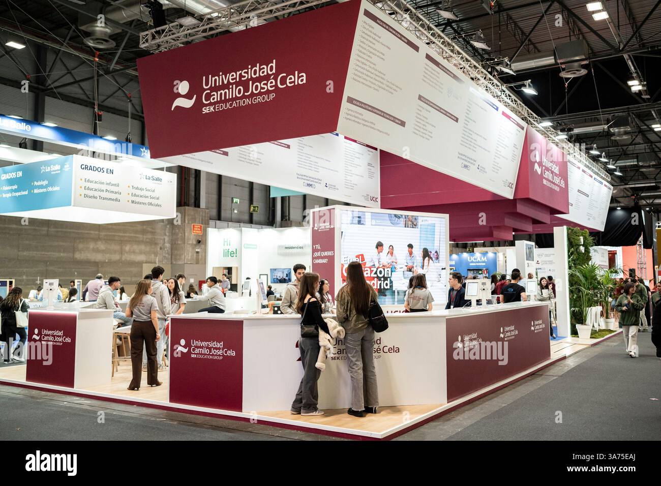 Dozens of students visit the AULA 2025 International Student and ...