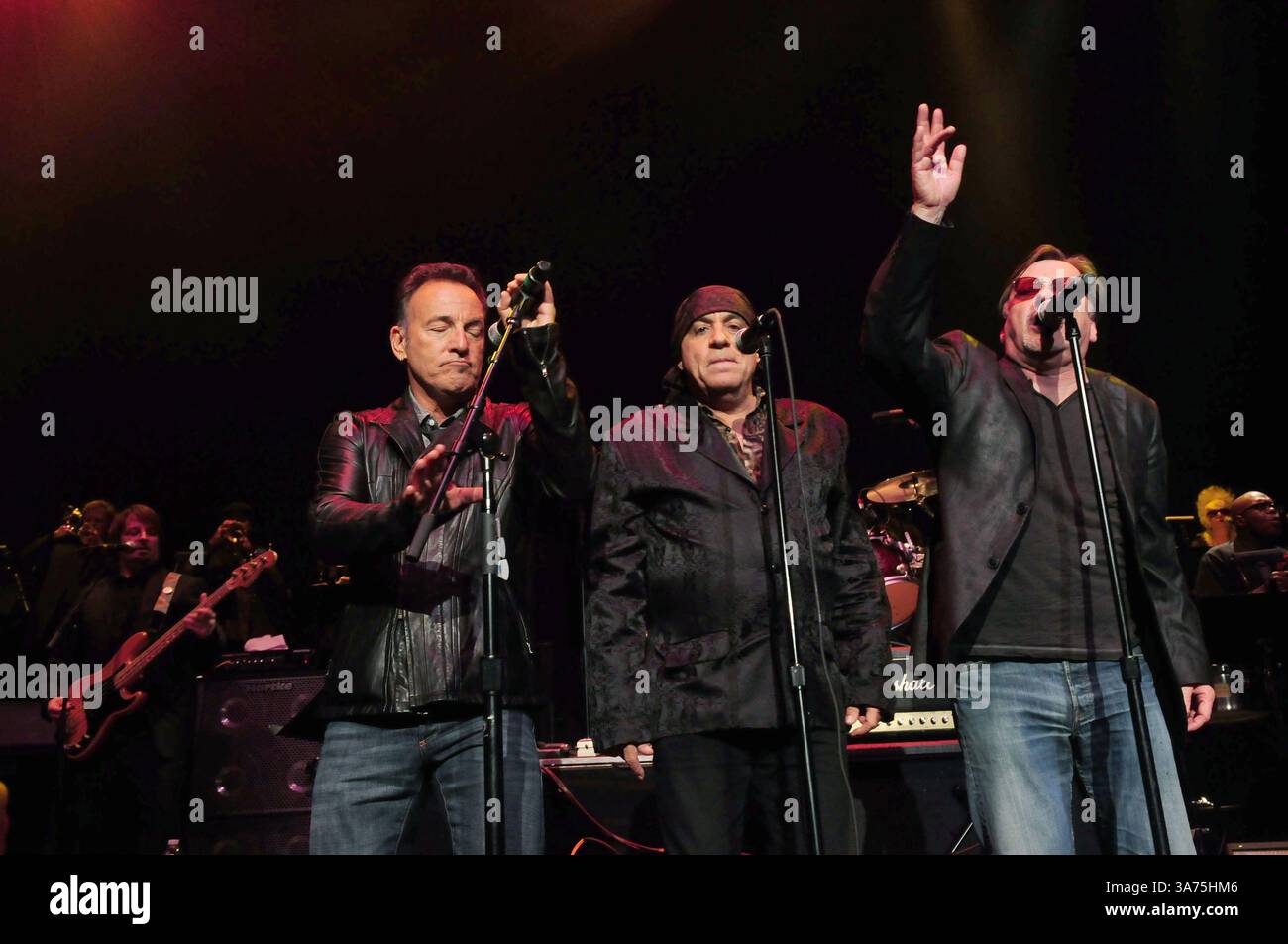 Steve van zandt bruce springsteen southside johnny hi-res stock ...