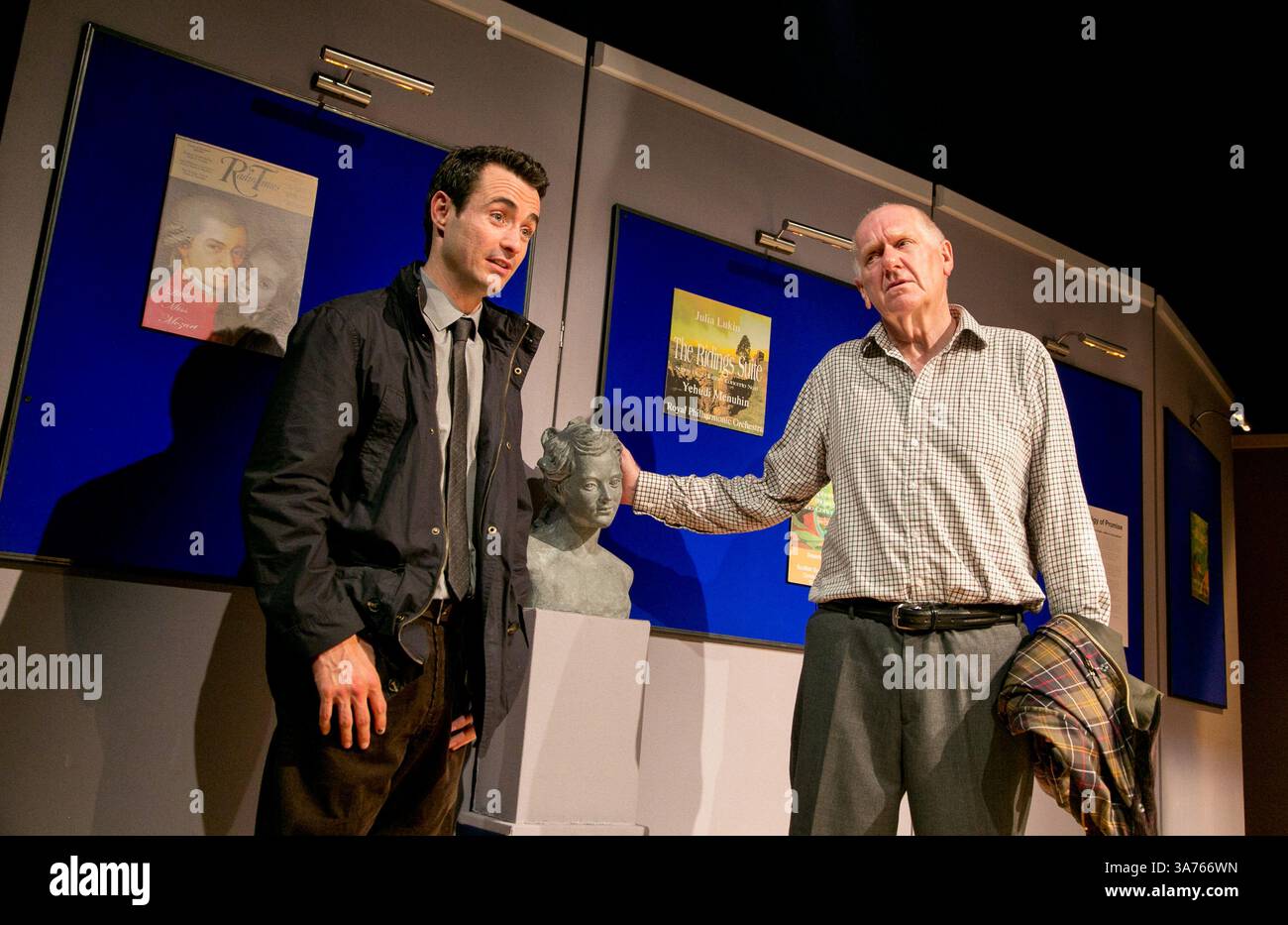 l-r: Joe McFadden (Andy Rollinson), Duncan Preston (Joe Lukin) in ...
