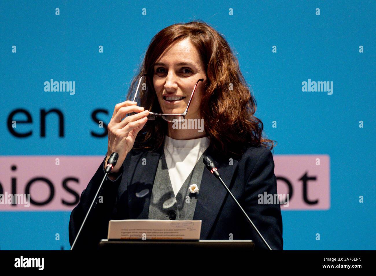 The Minister of Health, Mónica García, speaks during the inauguration ...