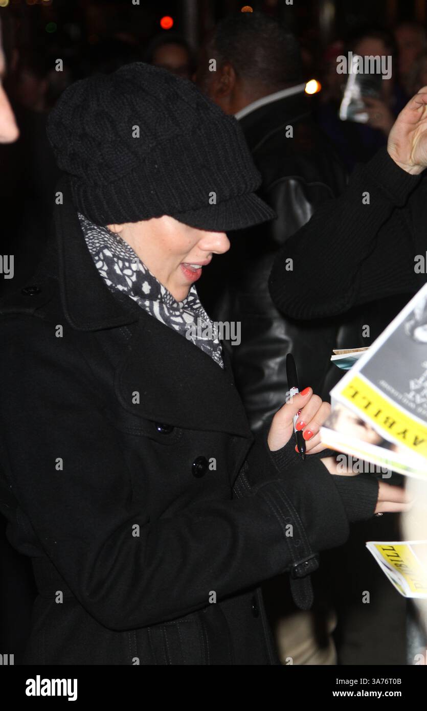 Actress scarlett johansson signs autographs hi-res stock photography ...