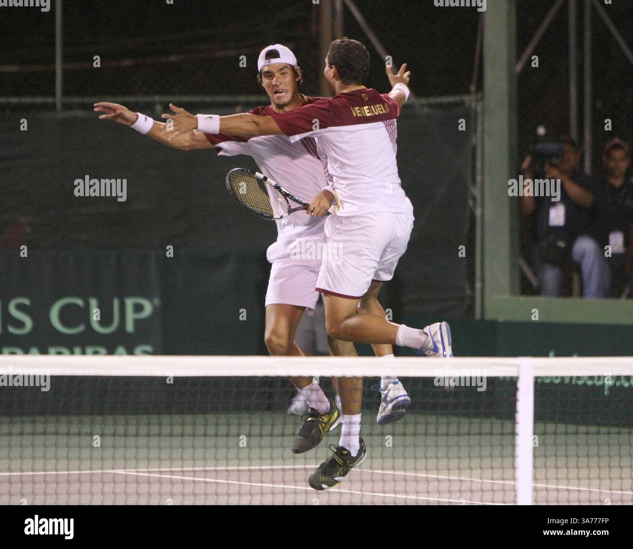 7 canchas de tenis hi-res stock photography and images - Alamy