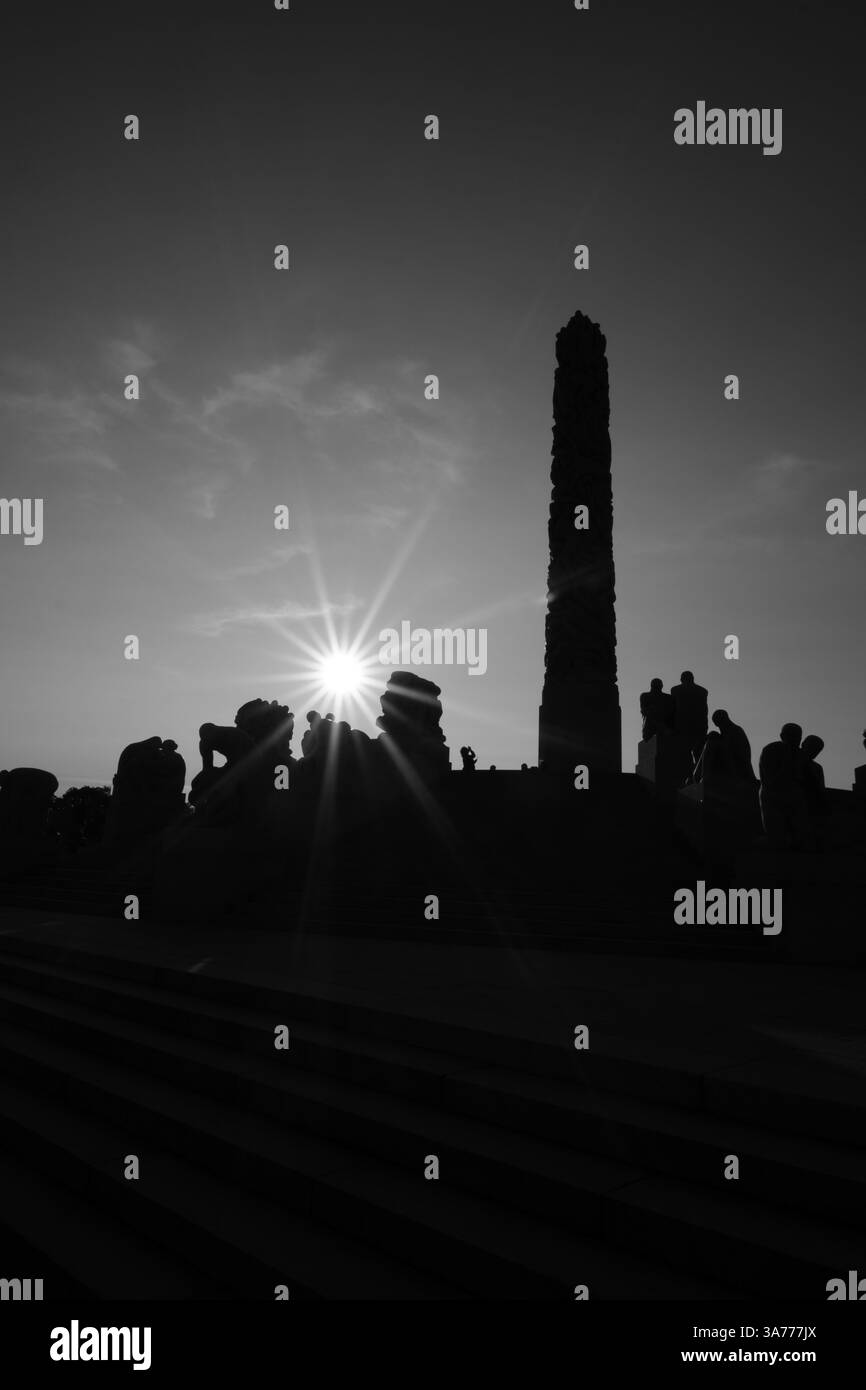 Monochromatic shot of the Monolitten sculpture and a sun-star in ...