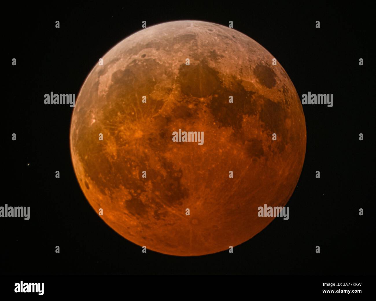 2025 eclipse hi-res stock photography and images - Alamy