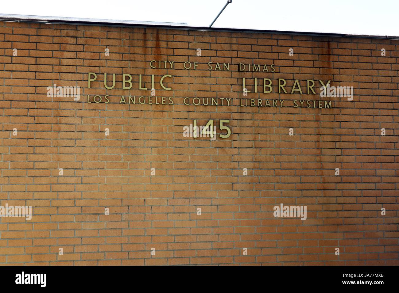 San Dimas (Los Angeles County), California: San Dimas Public Library ...
