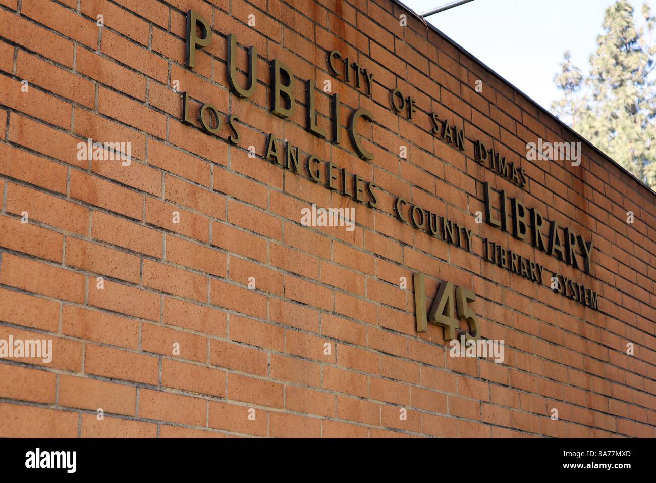 San Dimas (Los Angeles County), California: San Dimas Public Library ...
