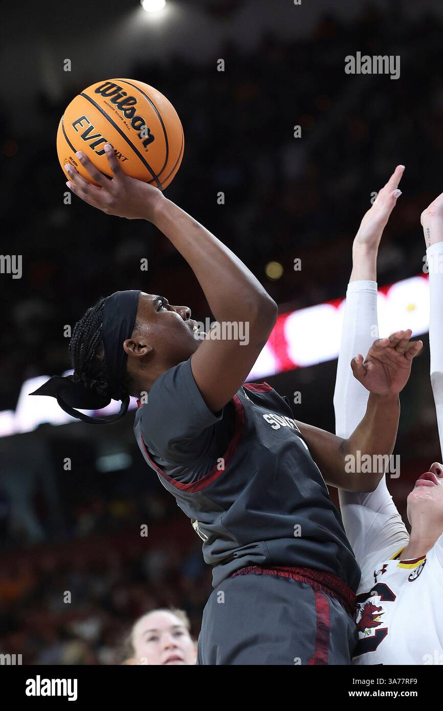 GREENVILLE, SC - MARCH 08: Oklahoma Sooners guard Reyna Scott (2 ...