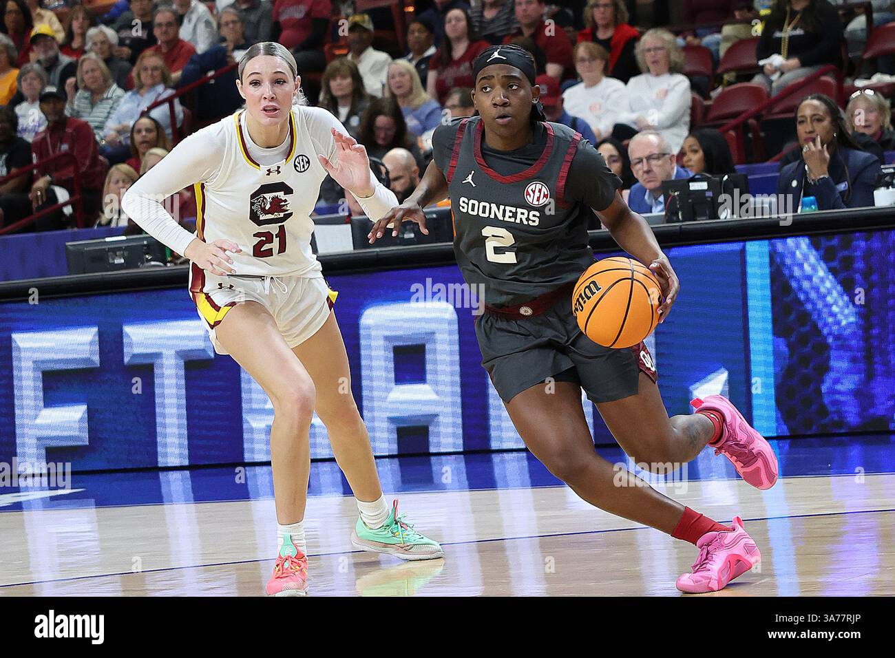 GREENVILLE, SC - MARCH 08: Oklahoma Sooners guard Reyna Scott (2 ...