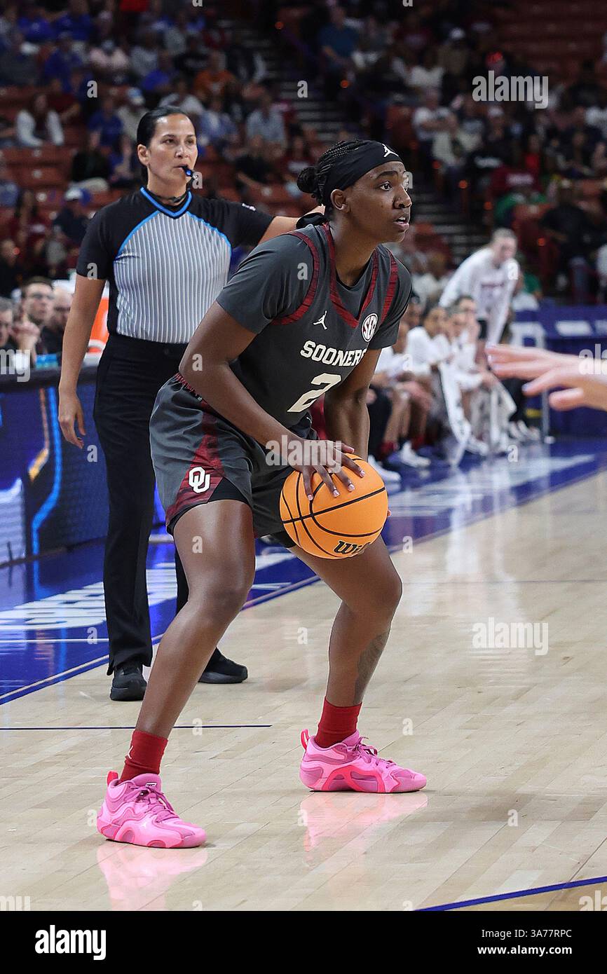 GREENVILLE, SC - MARCH 08: Oklahoma Sooners guard Reyna Scott (2 ...